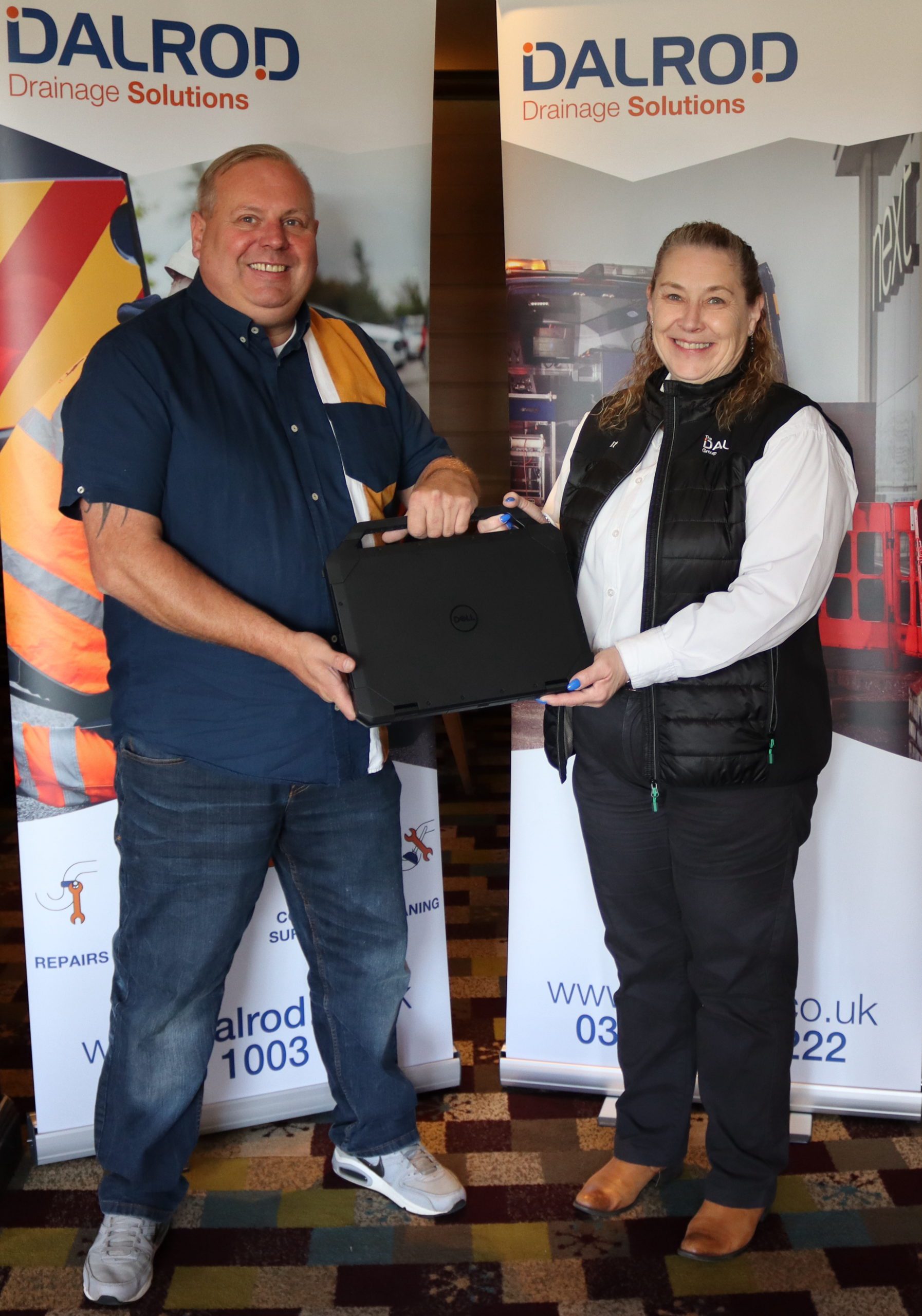 LUTON AWARDED FRANCHISE OF THE YEAR AWARD - DALROD