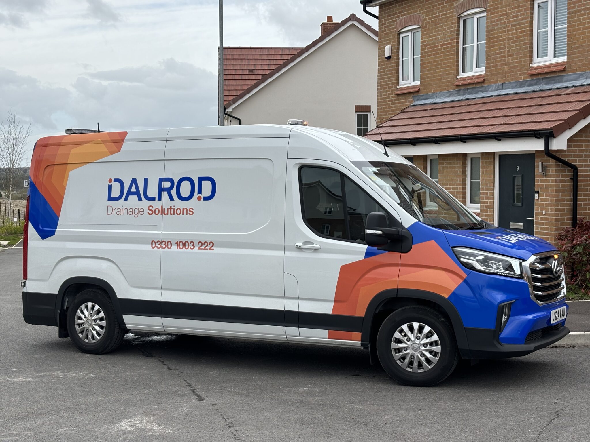 DALROD LUTON EXPAND VEHICLE FLEET